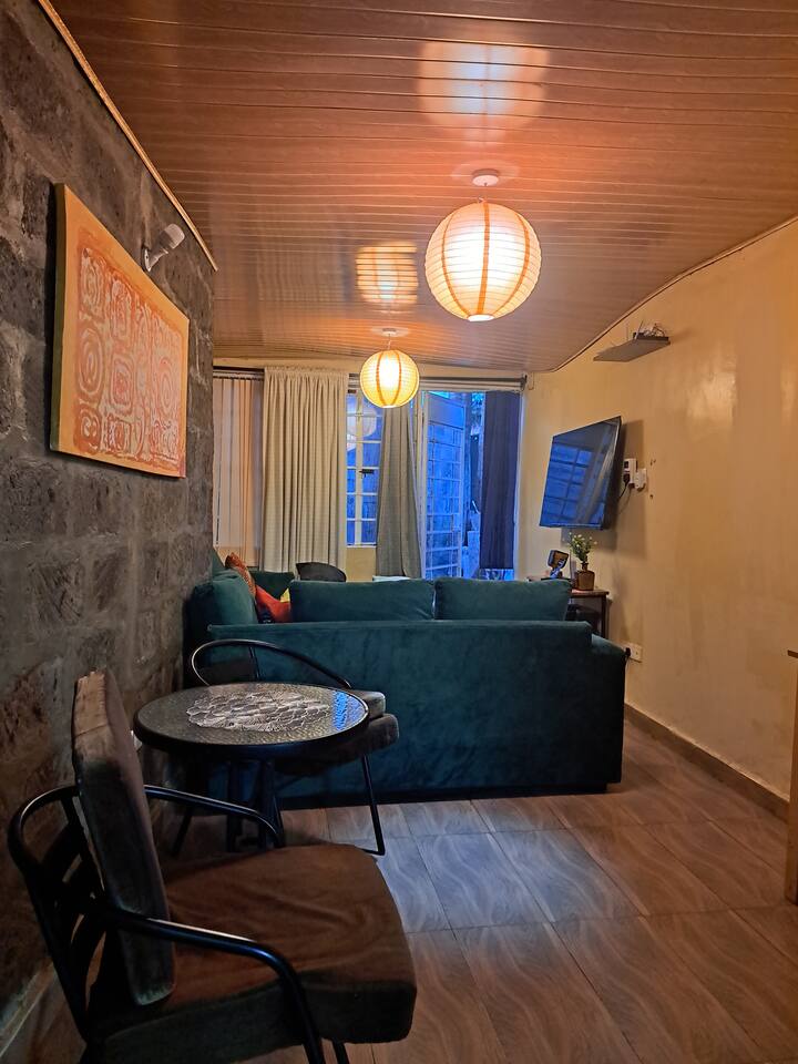 A Spacious 1-br With Free Parking, Wifi & Netflix - Kenya