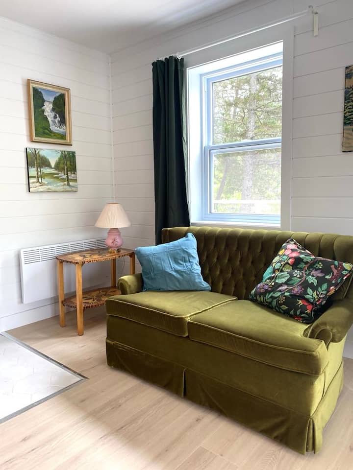 Le Temps S'arrête Dans Ce Chalet Au Bord Du Lac - Shawinigan
