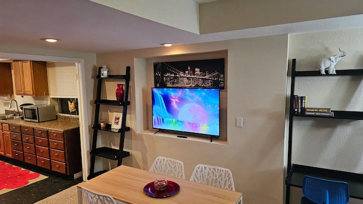 Cozy, Private Beautiful Cottage. - Westminster, CO