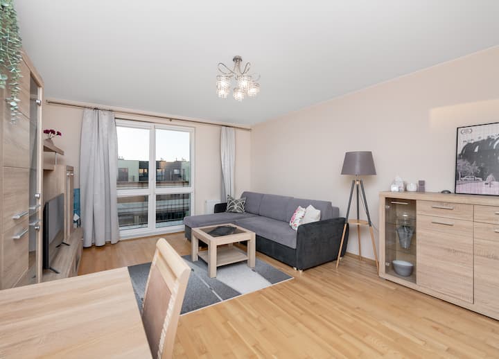 Cozy Corner: Apartment With Wifi And Balcony - Wrocław