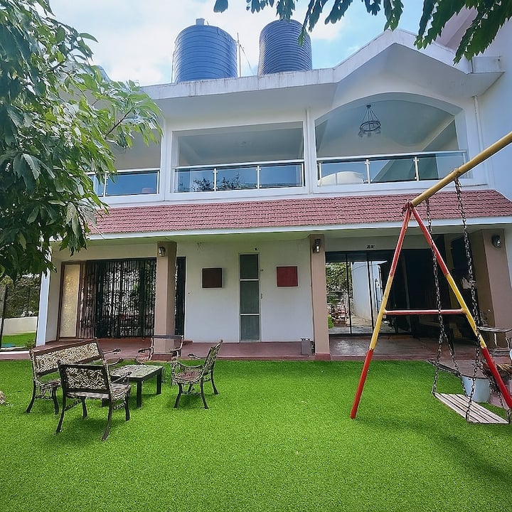 Lv1/lv2  Rooms - Lonavla