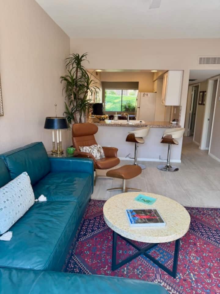 Lovely South Palm Desert Condo. - Palm Desert, CA