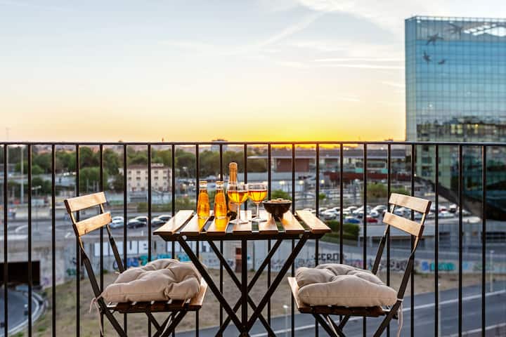 Rome City View • 2br Apartment For 4 • Balcony - Roma