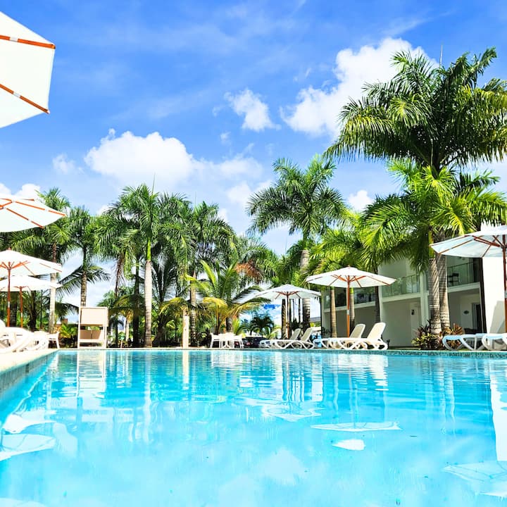 Tropical Villa With Pool A Few Steps From The Beach - Karibik