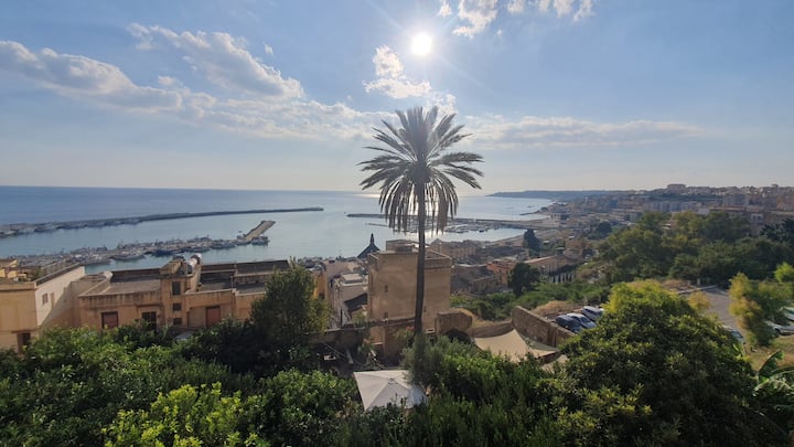 Antikes Haus In Der Historischen Altstadt - Sciacca