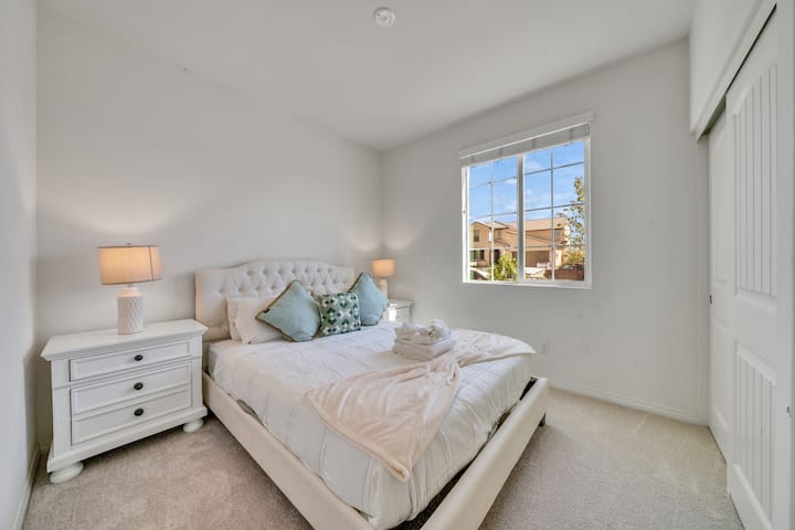 Convenient Viewing: Ground Floor Bedroom M#41393 - Jurupa Valley, CA