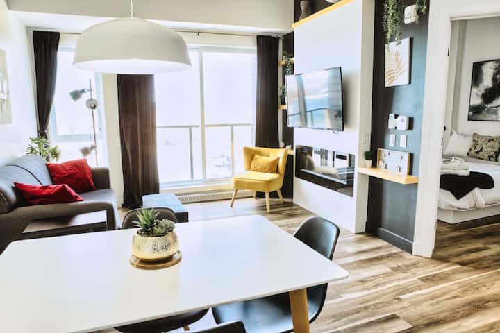 Penthouse(parking Inclus) *Piscine Sur Le Toit* - Quebec City