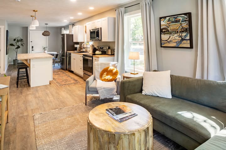 Spacious 2 Bedroom Apartment In Great Location. - Missoula, MT