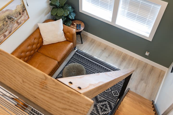 Mountain Loft Studio With Private Hot Tub! - Reading, PA