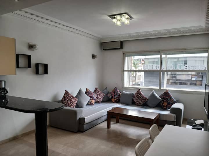 Bd Anfa -Entre Gauthier Et Racine.
Parking Gratuit - Casablanca