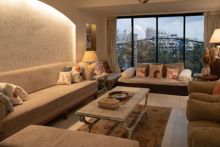 Eternal Sunrise (Sea Facing Apartment) - Mumbai