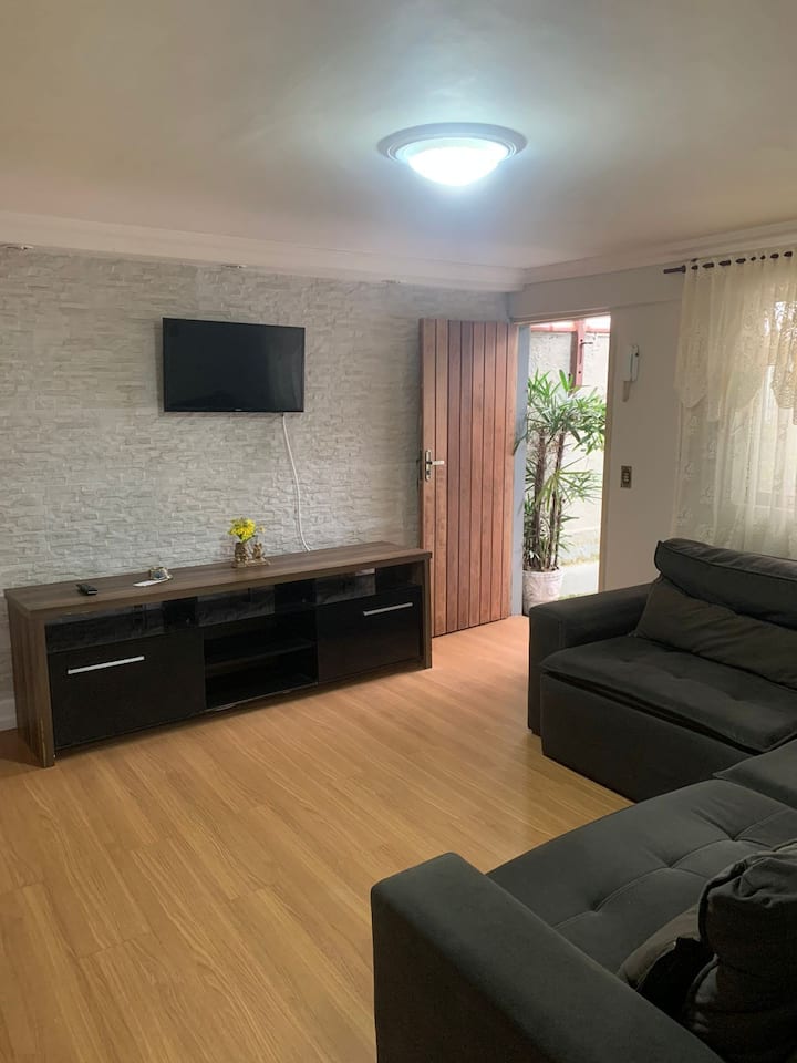 Casa Confortável, Arejada, Tranquila E Segura - Petrópolis