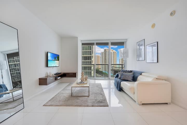 ★Icon Brickell★ Luxury 1 Bedroom Apt W/ Pool View - Miami