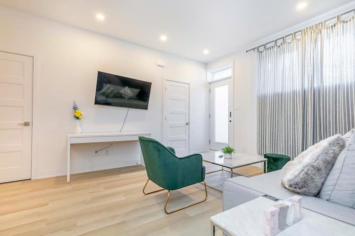 3645b Lovely Place For Long Time - Longueuil