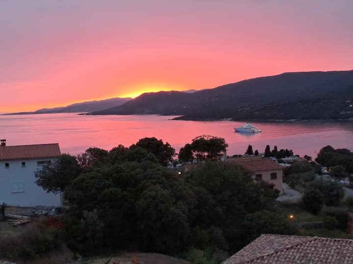 Très Joli T2 Avec Vue Mer, Parking Gratuit, Wifi - Propriano