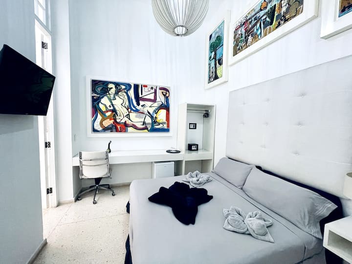 Junior Suite En Hotel C/ Desayuno En Terraza - La Havane