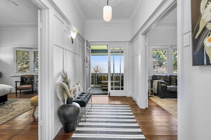 Seeapollo - 1920s Bungalow (2 Bedroom) - Apollo Bay
