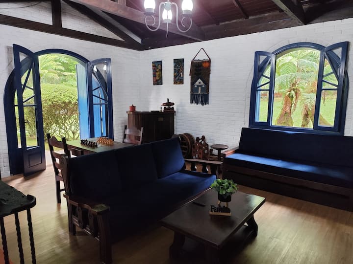 Casa Azul Do Lago Negro - Brasil