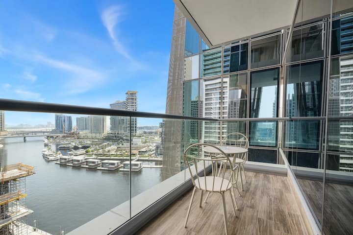 Luxurious One-bedroom Gem Near Downtown - Dubai