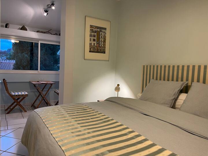 Chambre Double Spacieuse Avec Loggia - Digne-les-Bains