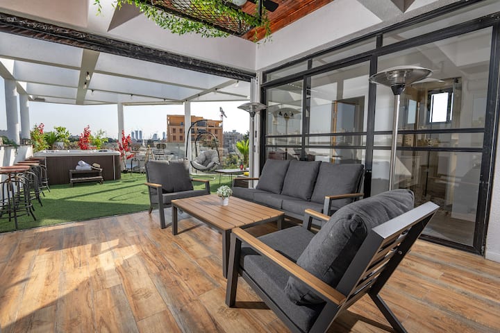 Luxurious Penthouse 2br & Jacuzzi In Tlv - Tel Aviv-Yafo
