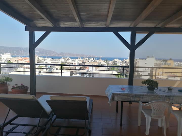 Όμορφο ρετιρέ σε πολυκατοικία με περιμετρική θέα! - Heraklion