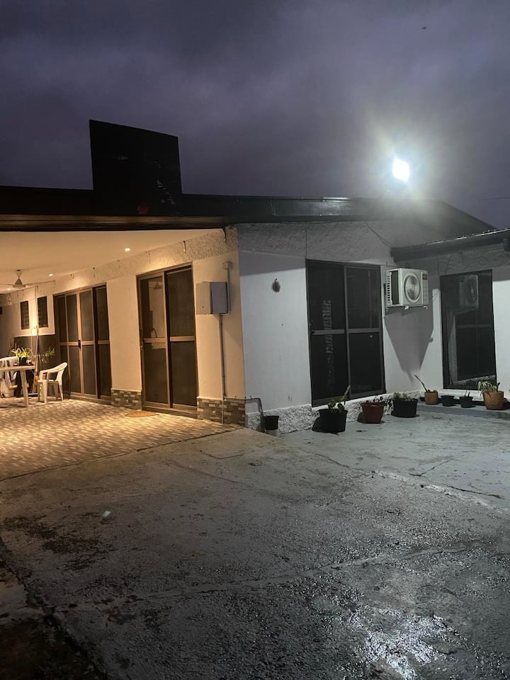 Entire 3 Bedroom Fully Furnished House, 6 Guests - Suva
