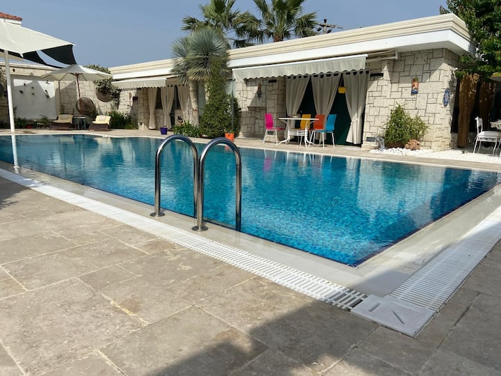 Privacy In Ardic Havuzlu Villa Xiv - Çeşme