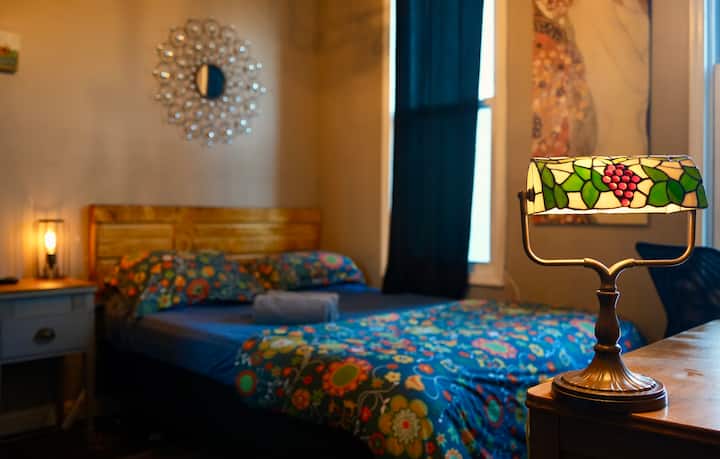 Lovely Room With Projector And Garden Views. - 
