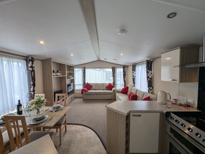 2 Bdrm Pet Friendly@shorefield, Milford On Sea - New Milton