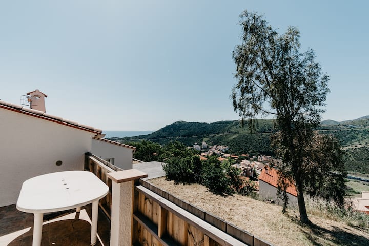 Appartement Avec Terrasse, Vue Montagne Et Mer - Llançà