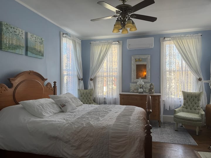 Gillis Grier Bed & Breakfast Oak Room - Salisbury, MD