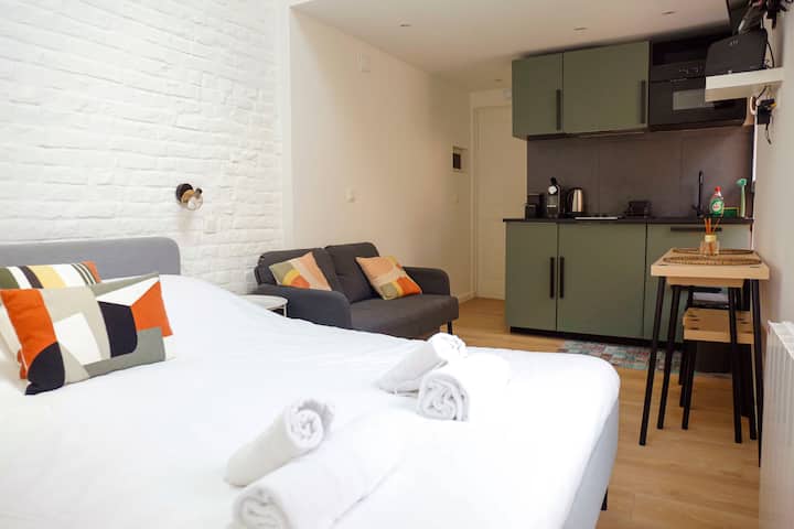 Studio Cosy - Quartier Européen - Wifi Rapide - Etterbeek