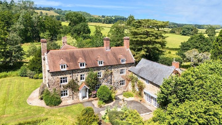 A Grade Ii* Spacious Country House - Pays de Galles