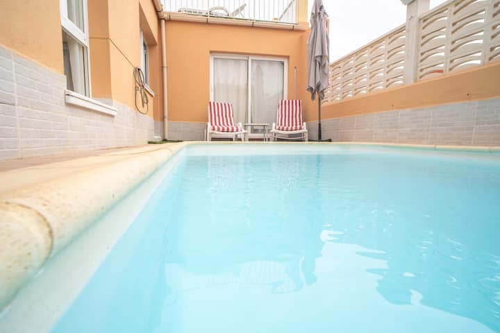 Bonita Casa Con Piscina Privada Y Aparcamiento - Corralejo