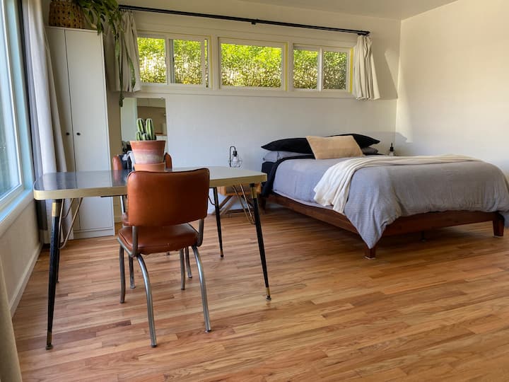 Central, Unique 1 Bedroom Rental - Eureka, CA