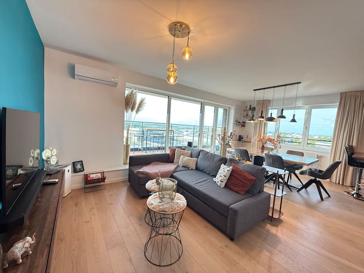 Sunset Balcony • 2br • 10min Airport • Parking - Bruselas, Bélgica