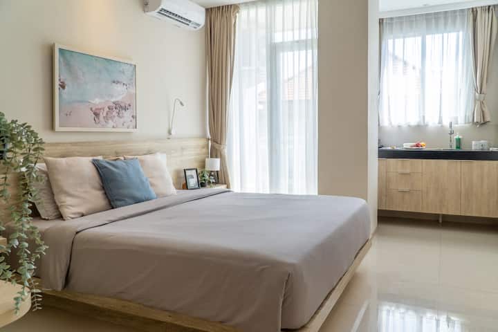 Deluxe Studio 2 At Bali Bustle Pararaton Kuta - Denpasar