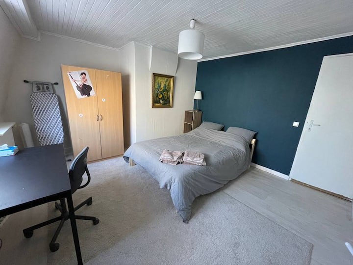 Chambre Privée 1 : Croix à 5 Min Du Métro - Roubaix