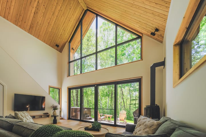 Snohaus 9 - Scandinavian Mountain Chalet W Hot Tub - Mont-Tremblant