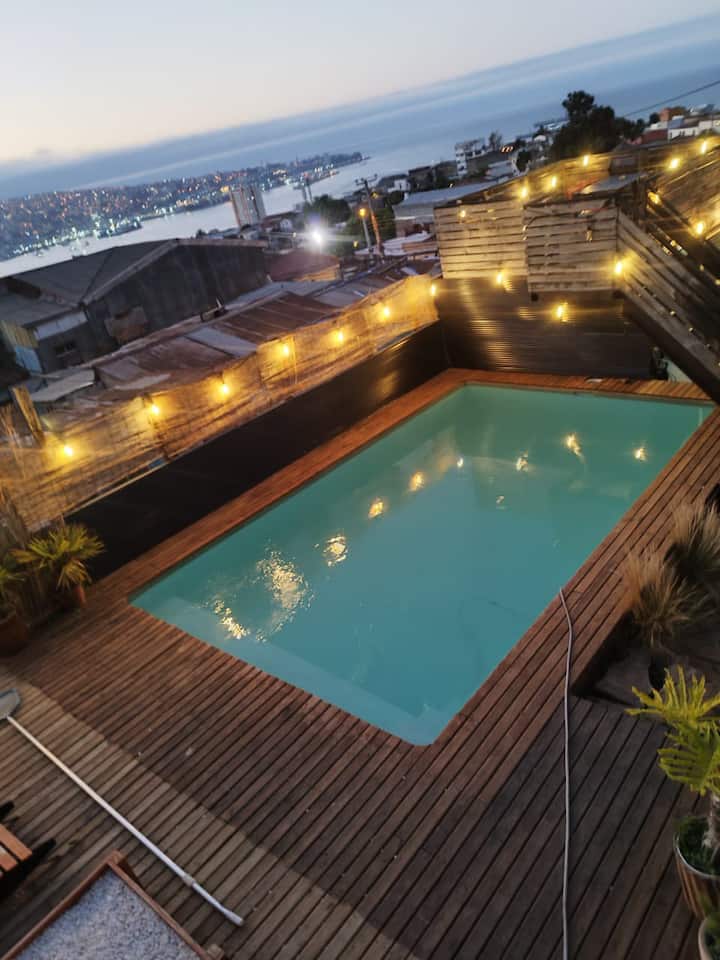 Casa Amplia: Piscina, Parrilla Y Vista Al Mar - Valparaíso