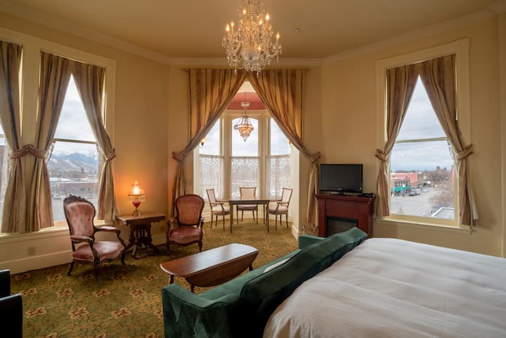 Cupola Suite - Baker City, OR