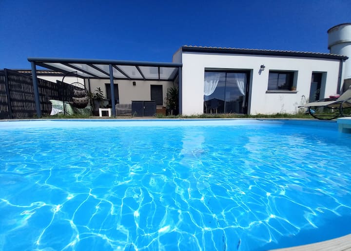 Maison Contemporaine Avec Piscine - Talmont-sur-Gironde
