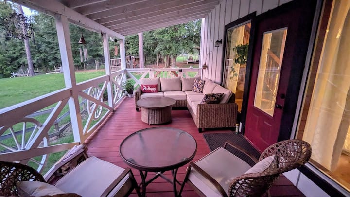 Cozy 3 Br Farmhouse, Decks & Fire Pit - Sorellebnb - Madison Blue Spring State Park, Lee