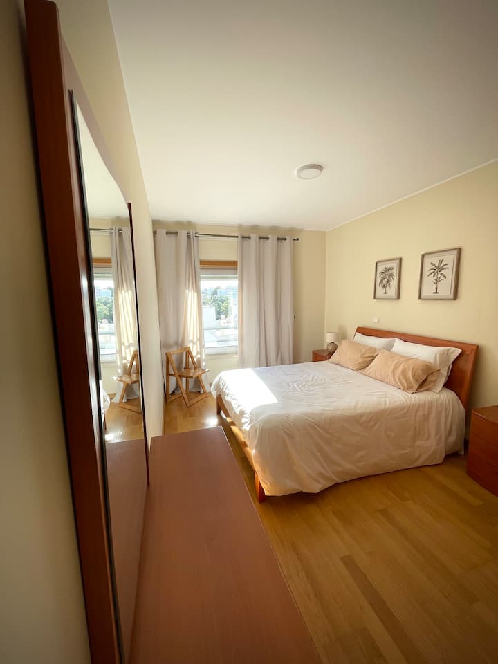Spacious T3 W/ Big Terrace 5 Min From The Beach - Portimão