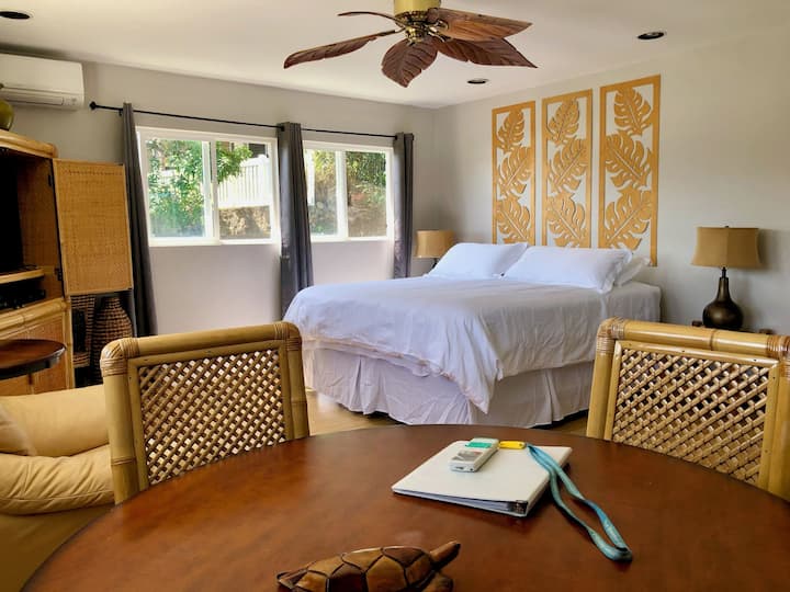 Stairs To Studio - 30day Lease, Owner-occ Property - Kailua, HI