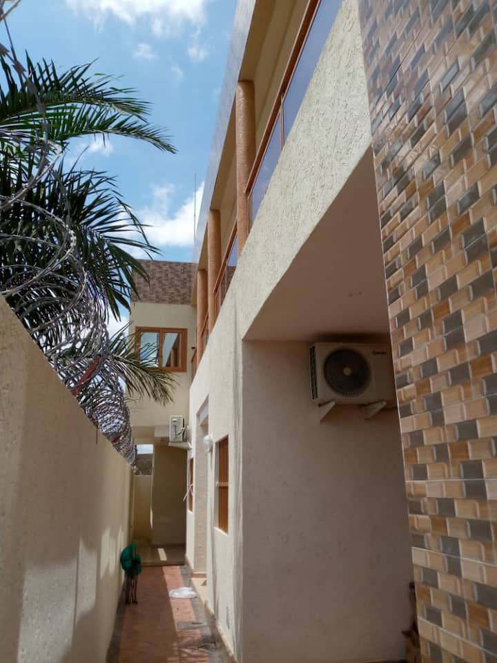 Entire Rental Unit Hosted By Jean - Togo