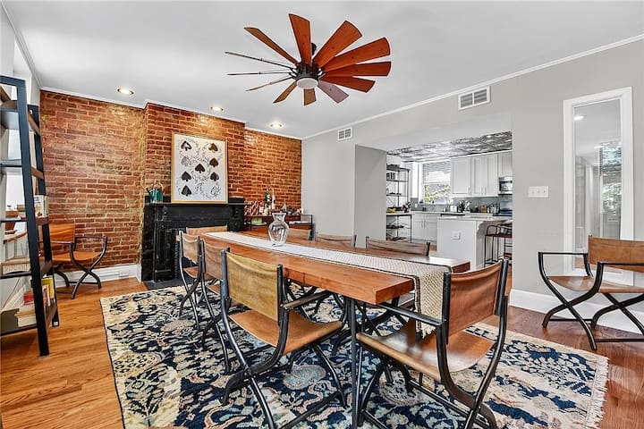 Modern+spacious, Near Arts Culture And Dining - Pittsburgh, PA