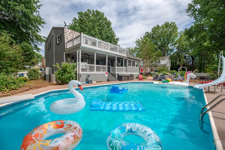 Charlotte Vacation Rentals with a Pool - North Carolina, United States ...
