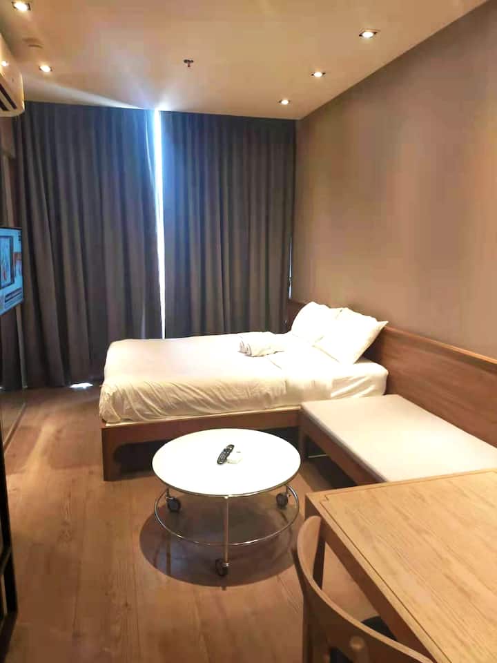 Rooftop Pool Gym Luxury Cozy Condo Free Wifi @Bts - 曼谷